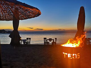 Kafe Teos Cafe - Bar & Beach, Gelibolu, foto