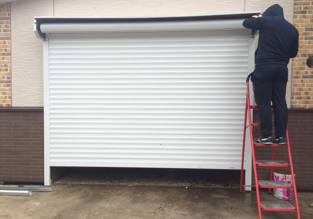 Roller Shutter Repairs in Sydney: Common Issues and Professional Solutions - The4edge