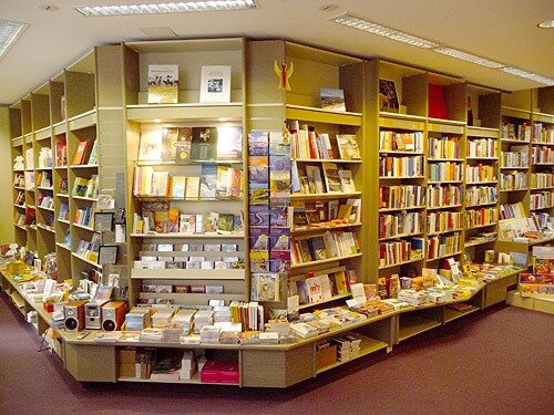 Kitap mağazaları Bücher & Kunst – TheoBuch, Baden‑Wurttemberg, foto