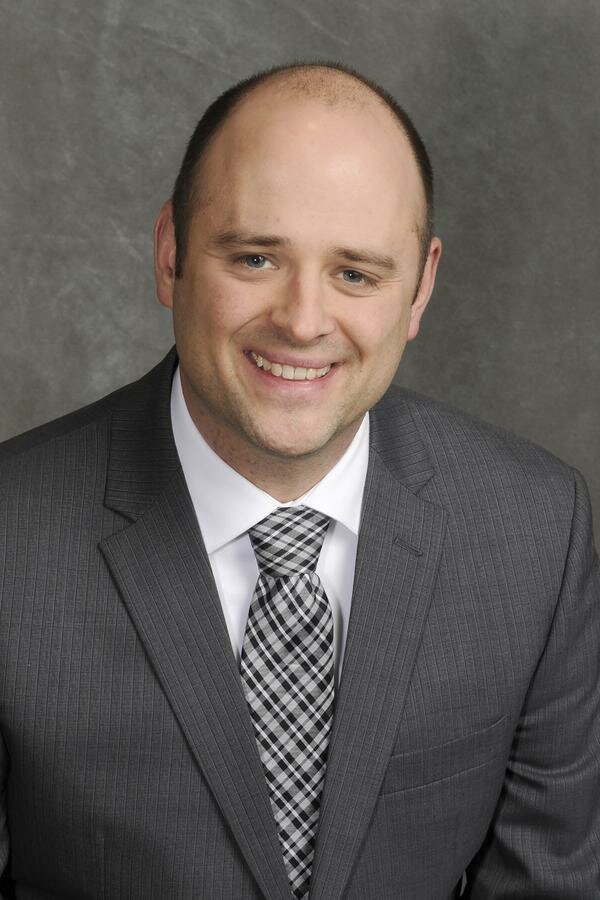 Yatırım fonu firmaları Edward Jones - Financial Advisor: Dennis M Lint, New Philadelphia, foto