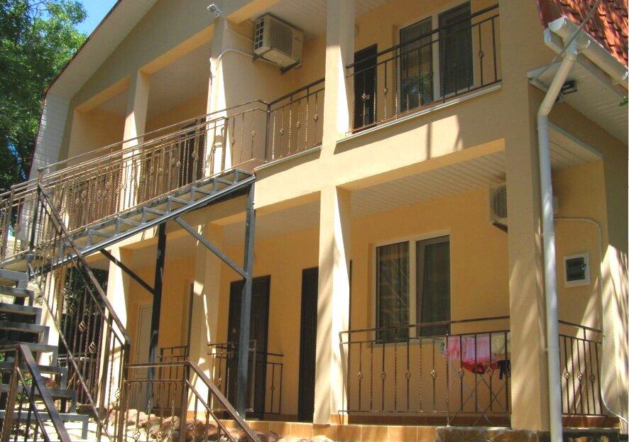 Otel Happy House, Aluşta, foto