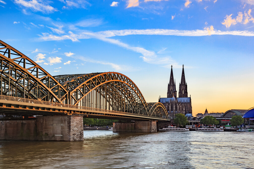i̇ş ve işçi bulma kurumları Robert Half, Köln, foto