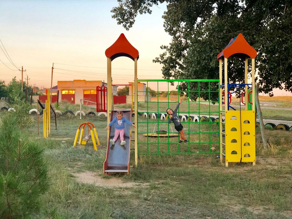 Oyun alanı Площадка имени В.Н. Носова, Rostovskaya oblastı, foto