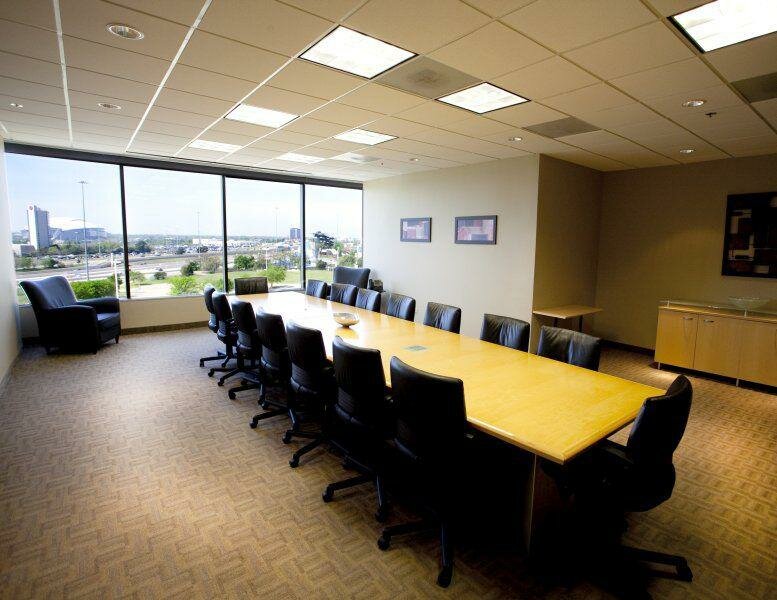 Avukatlar Law Offices of Richard C. McConathy, Texas, foto