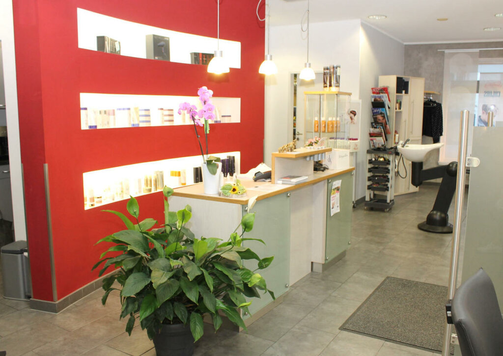 Kuaförler Haarwerk by Mira, Tirol, foto