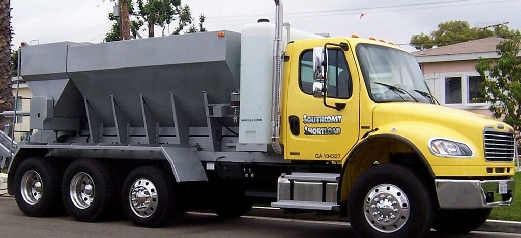 Beton ve beton ürünleri üreticileri Southcoast Shortload, Anaheim, foto