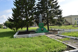 Генералу армии Н.Ф. Ватутину (Belgorod Region, Gubkinskiy gorodskoy okrug, selo Nikanorovka), anıt, heykel  Belgorodskaya oblastından