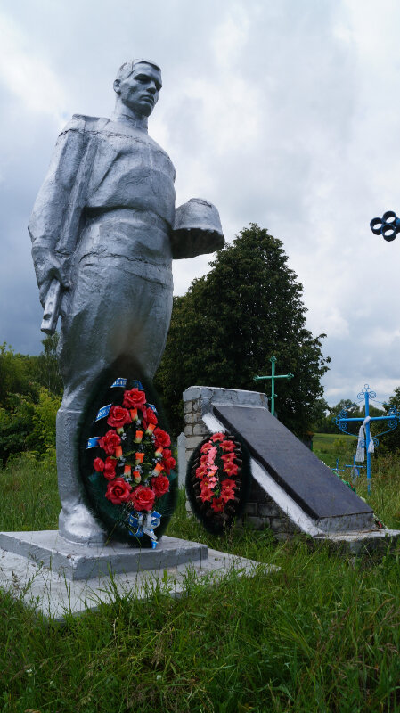 Anıt, heykel Братская могила советских воинов, Brianskaya oblastı, foto