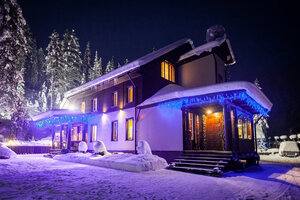Leontopodium (Biyskaya ulitsa No:53, selo Iogach), otel  Altay Cumhuriyeti'nden