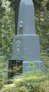 Братская могила (Viciebskaja voblasc, Lioznienski rajon, Krynkawski sielsaviet, vioska Chociemlia), anıt, heykel  Vitebskaya oblastından