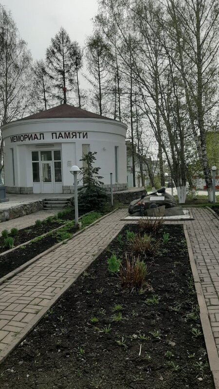 Anıt, heykel Мемориал памяти погибшим в ВОВ, Афганистане, Чечне, , foto