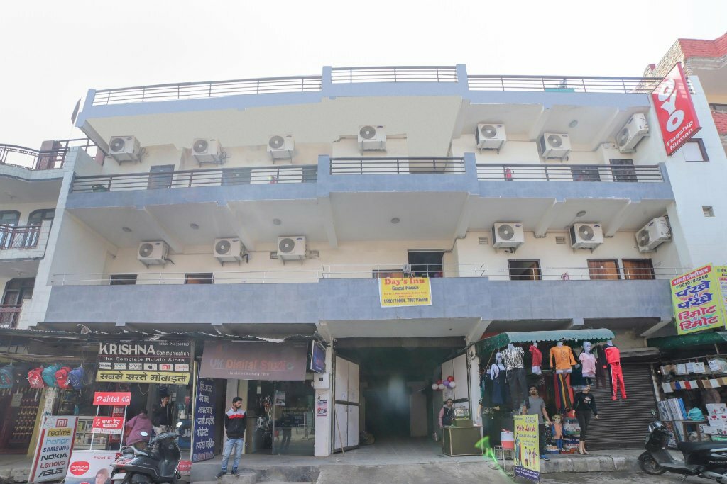Otel Oyo 70788 Days Inn Guest House, Delhi, foto