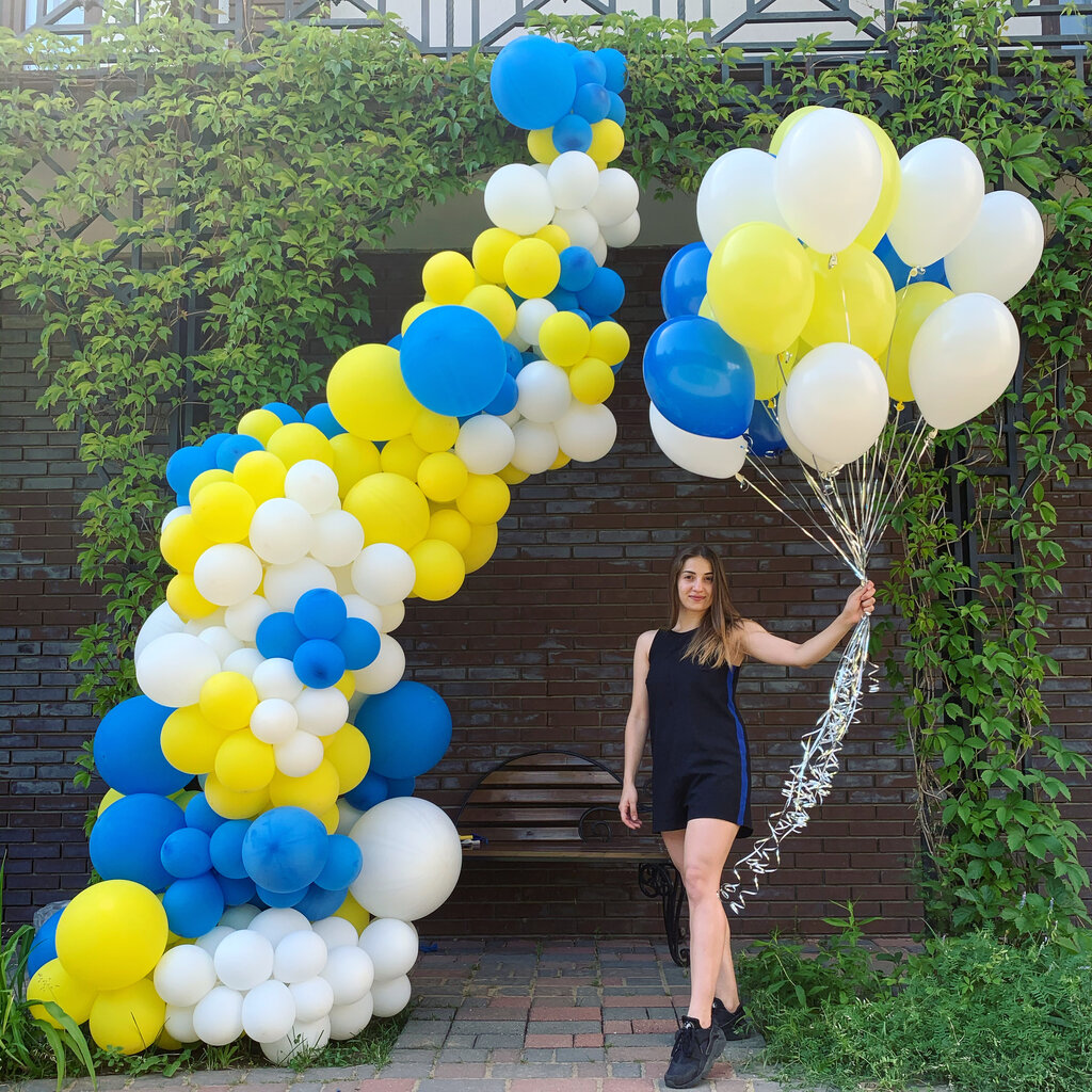 Kutlama ürünleri Wow. Shar, Vysokovsk, foto