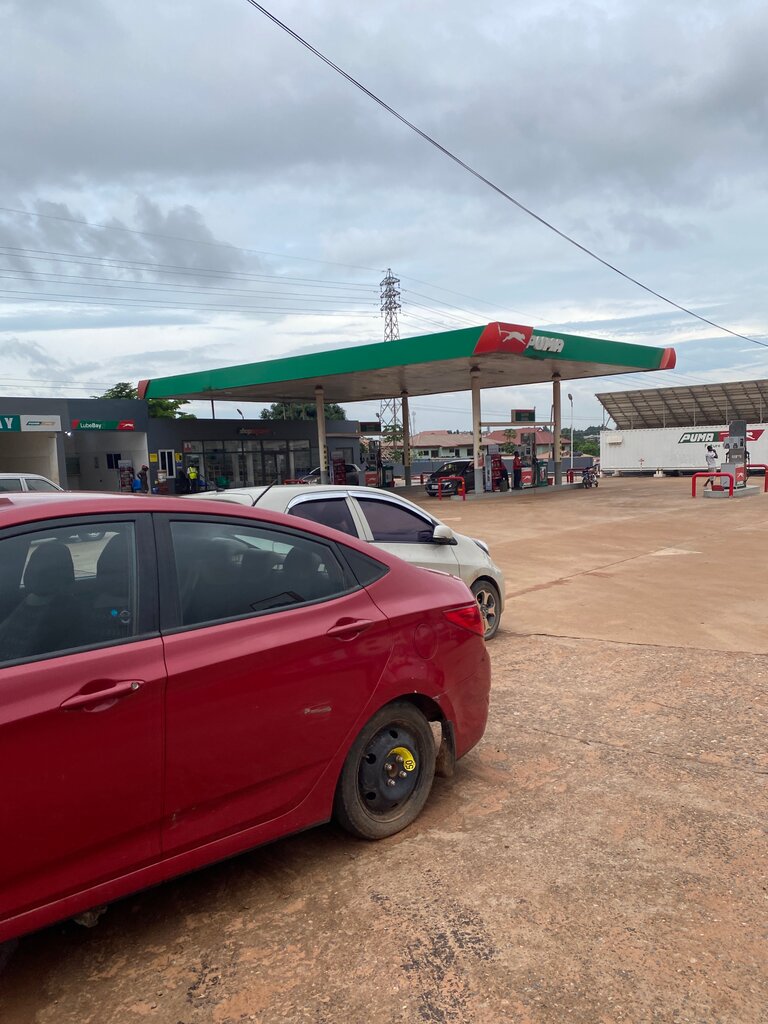 Benzin istasyonu Puma Filling Station, Dünya, foto