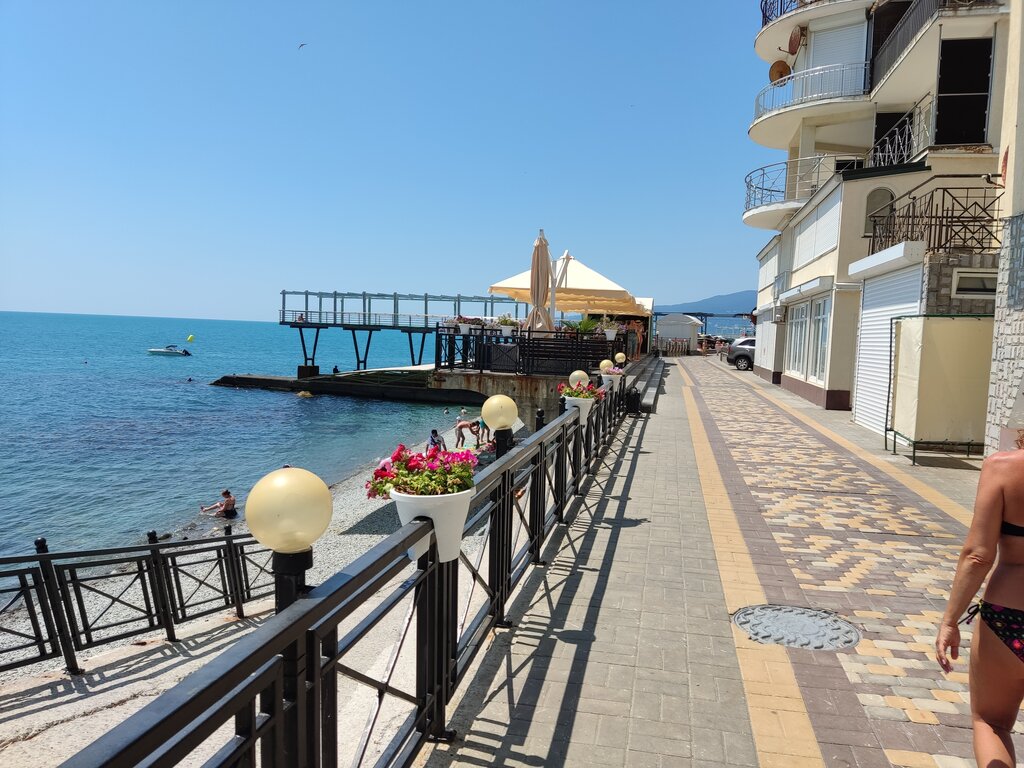 Plaj Beach, Kırım Cumhuriyeti, foto