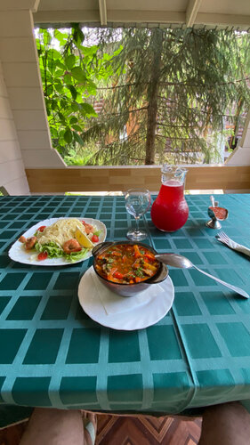 Kafe Lesnaya Skazka, Samarskaya oblastı, foto