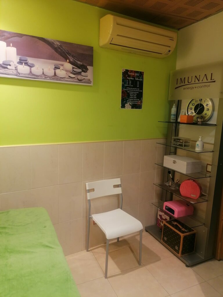 Kuaförler Karoll Estilistas peluquería y Estética Unisex, Madrid, foto