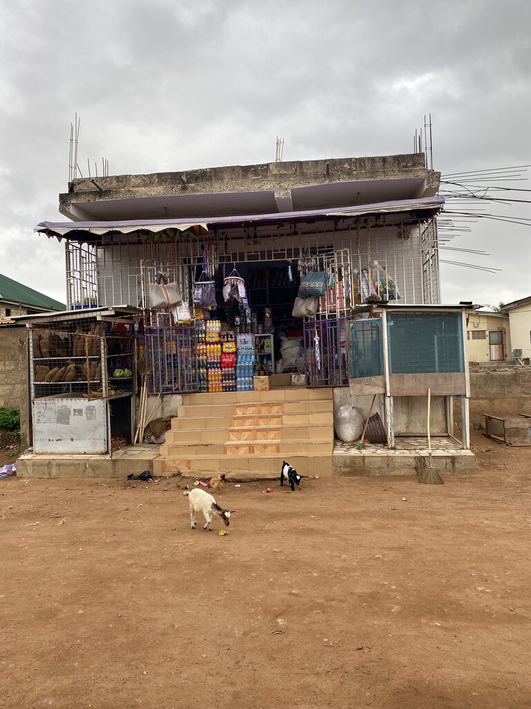 Market Onipa Trim Enterprise, Dünya, foto