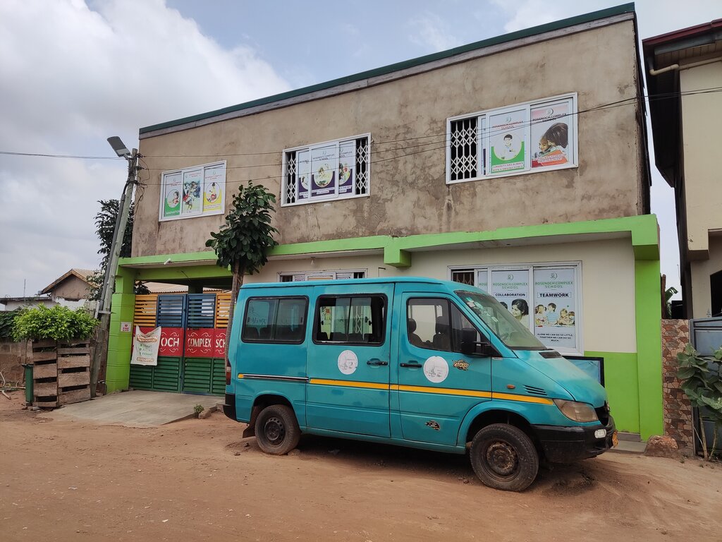 Ortaokul Rosenoch Complex School, Dünya, foto