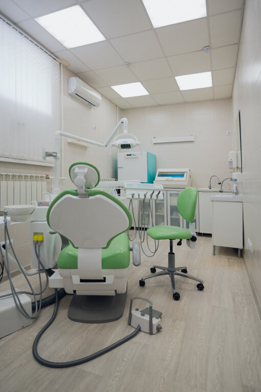 Özel ağız ve diş sağlığı klinikleri ve muayenehaneleri Stomatologichesky kabinet, Novokuybyşevsk, foto