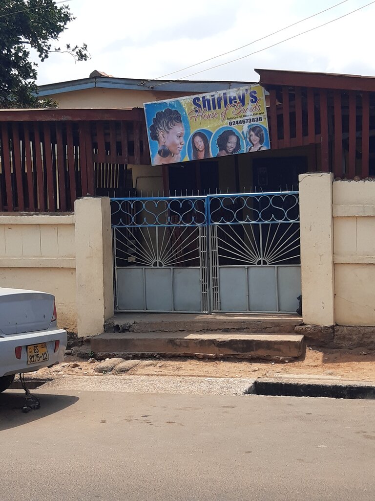 Kuaförler Shirley house of braids, Akra, foto