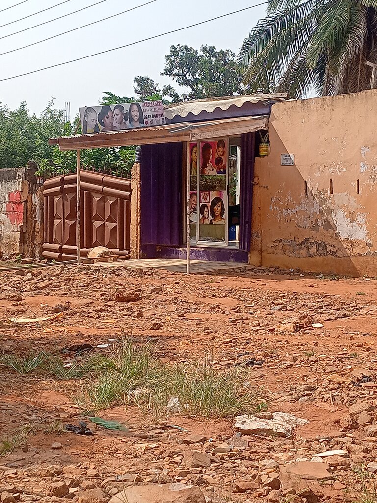 Kuaförler Redeemer beauty salon, Akra, foto