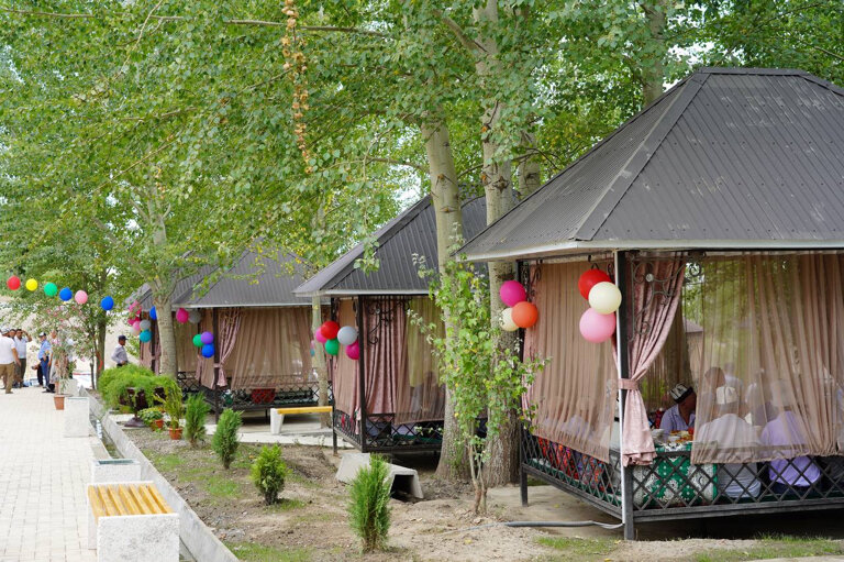 Resort oteller, tesisler Мырза Найман, Oş İli, foto