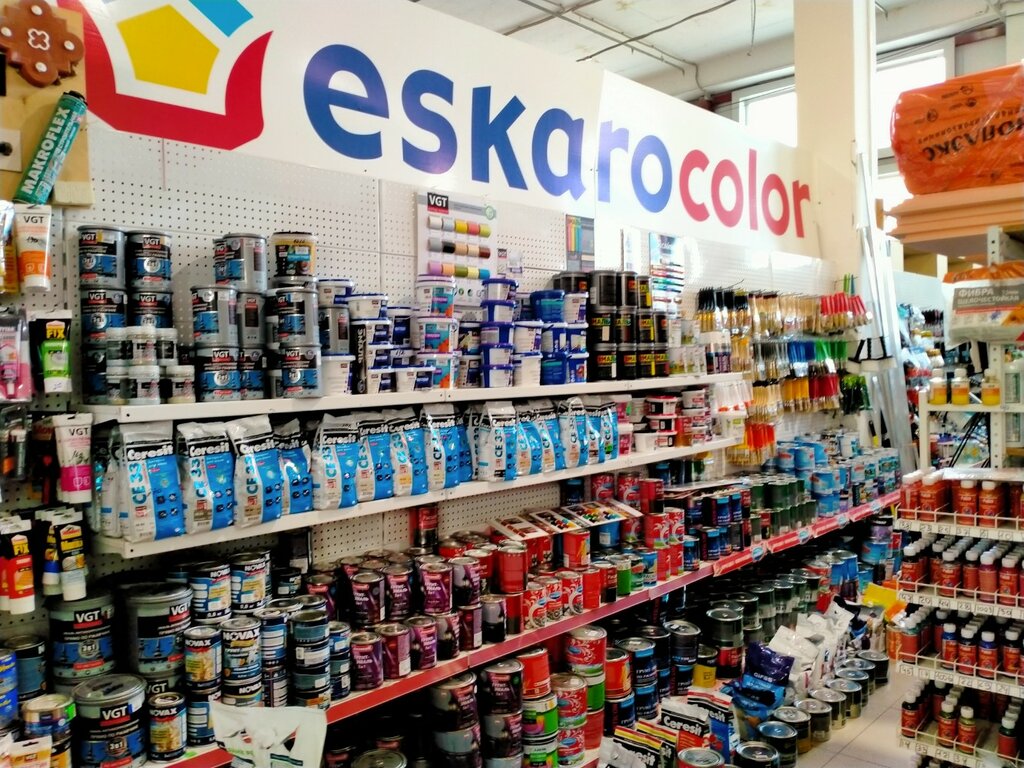Boya ve cila malzemeleri üretim ve satış yerleri EskaroColor, Çeliabinsk, foto