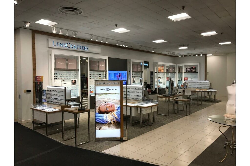 Giyim mağazası LensCrafters, İllinois, foto