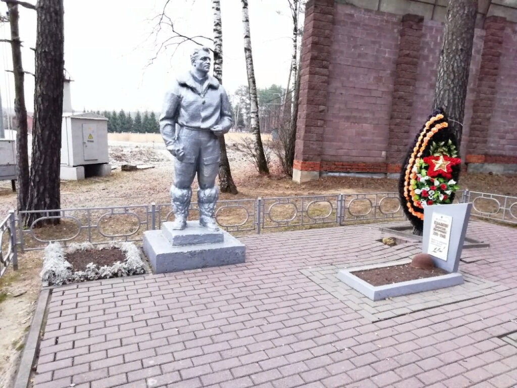Anıt, heykel Лётчик С.П. Кулаков, Moskova ve Moskovskaya oblastı, foto