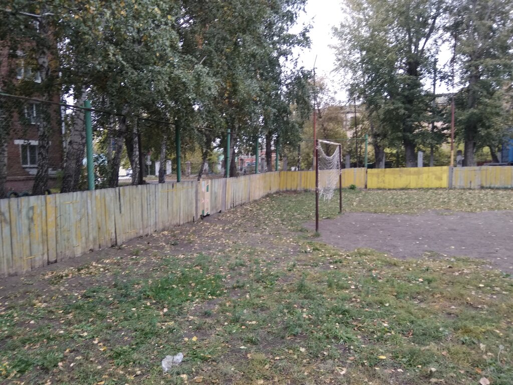 Spor alanı Sports ground, Omsk, foto