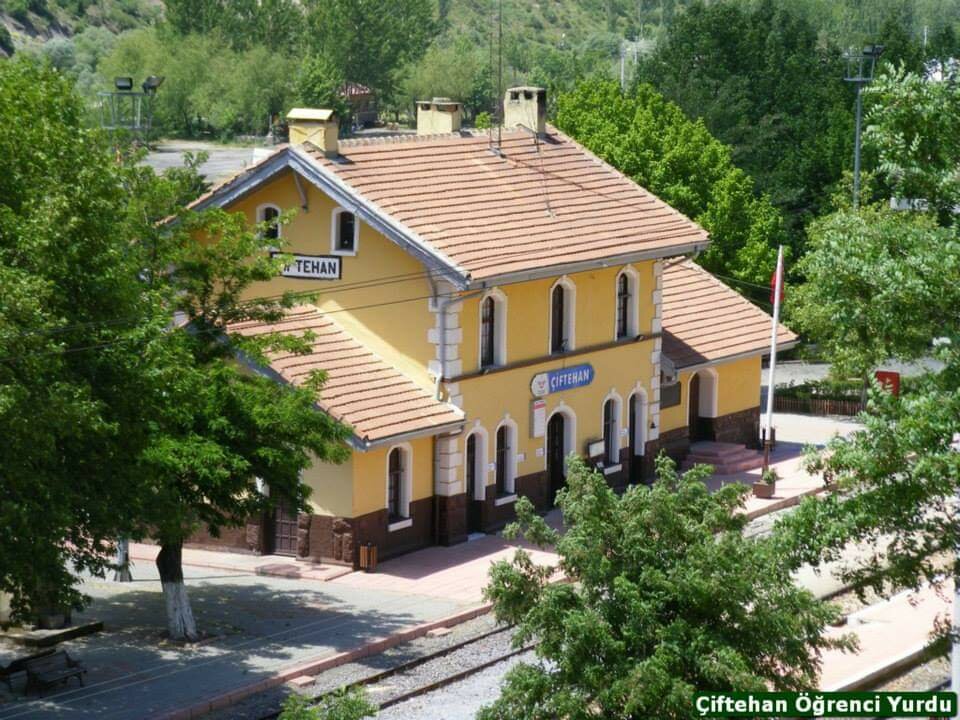 Tren istasyonu Çiftehan Tren İstasyonu, Ulukışla, foto