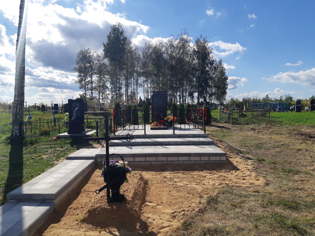Anıt, heykel Погибшим лётчикам, Brianskaya oblastı, foto