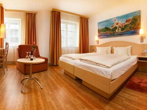 Hotel-Restaurant Gasthof zum Ochsen (Schulgasse No:3, Ehingen (Donau)), otel  Ehingen'den