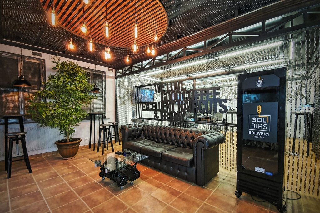 Berberler Friday, Orel, foto