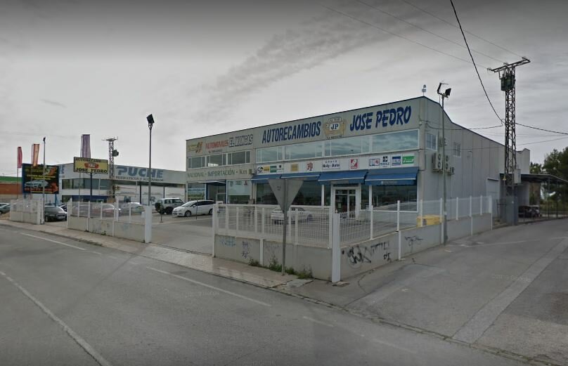Oto aksesuarları Autorecambios José Pedro, Murcia, foto