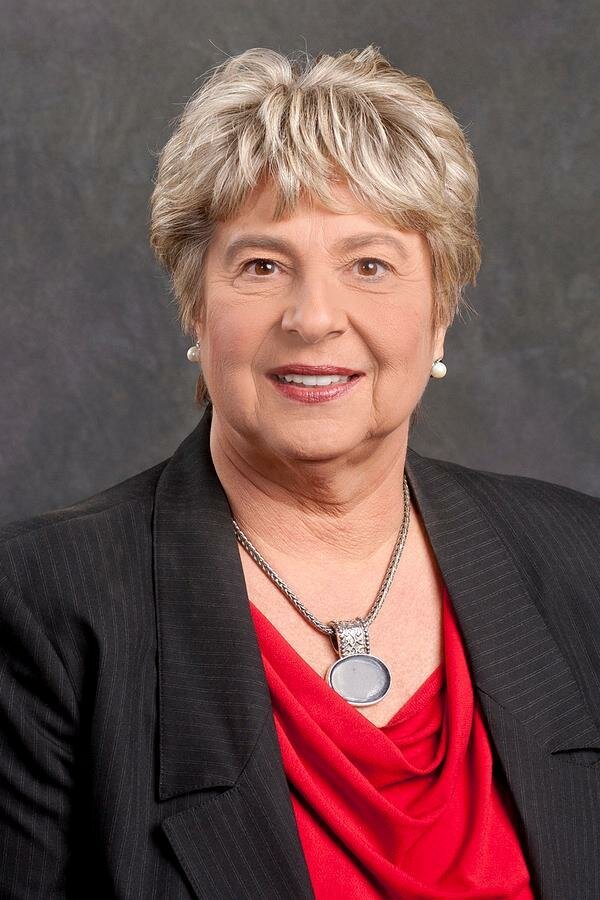 Yatırım fonu firmaları Edward Jones - Financial Advisor: Joyce T Barden, Phoenix, foto