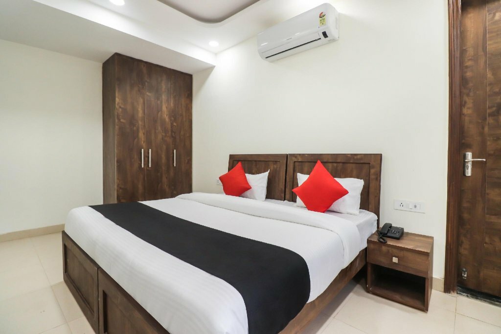 Otel Oyo 66943 Blueleaf Residency, , foto