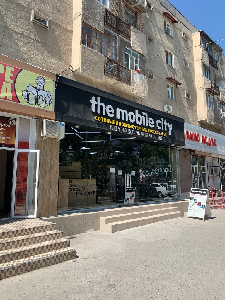 Cep telefonu aksesuarları The mobile city, Taşkent, foto