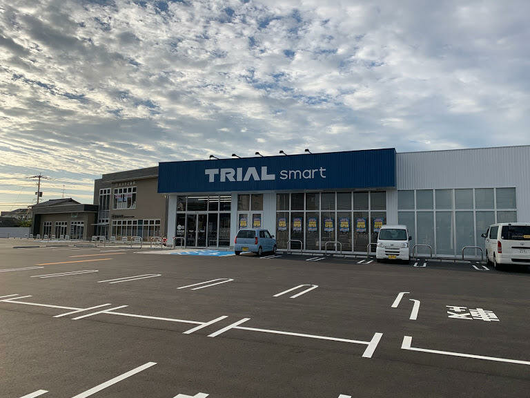 Toptan et ürünleri Trial smart今宿店, Fukuoka, foto