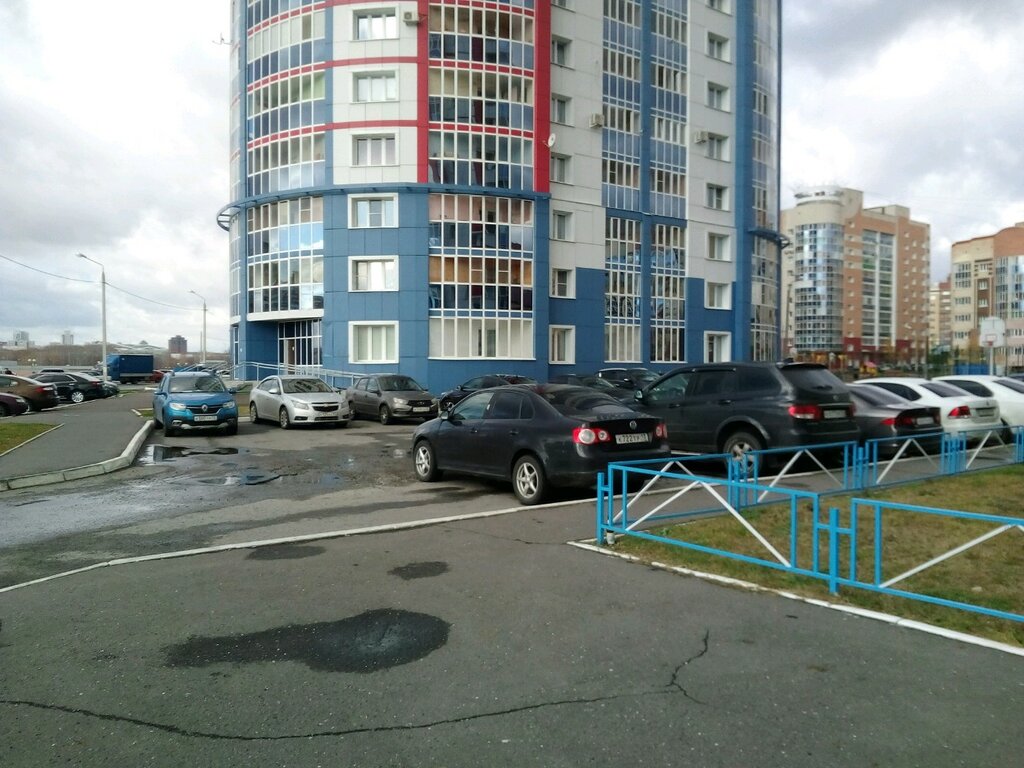 Otoparklar Parking lot, Saransk, foto