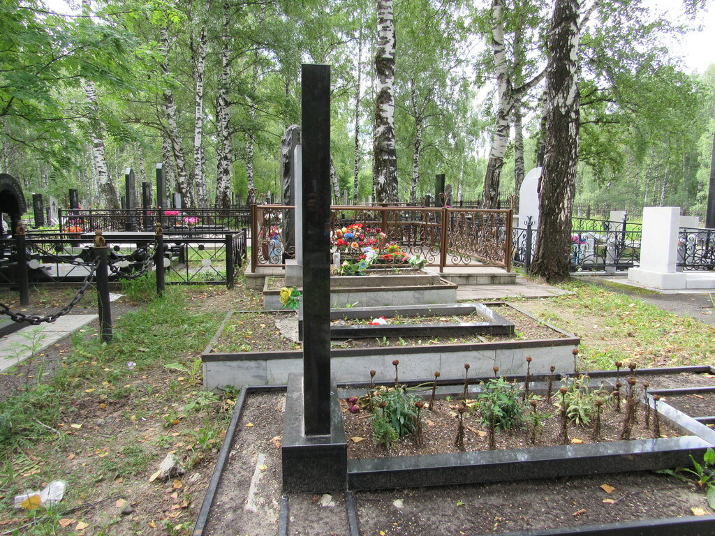 Ünlü kişilerin mezarları Могила участника Великой Отечественной войны Г.М. Запольского, , foto