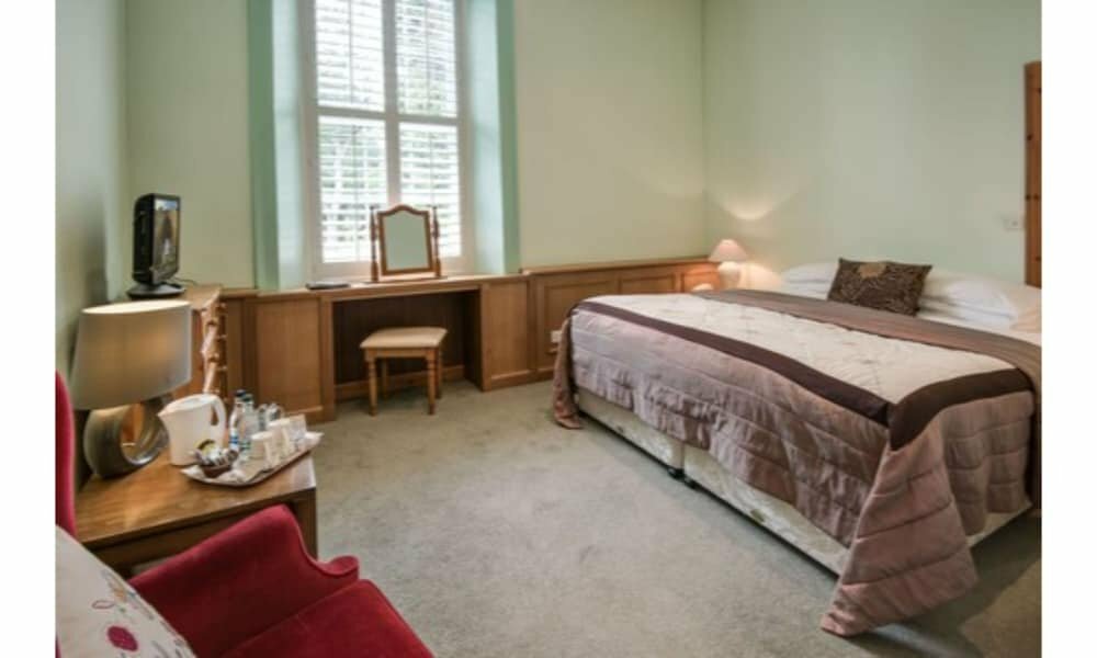 Otel Queens Head Hotel, İskoçya, foto