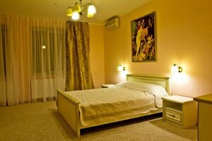 Veles (Symona Petliury Street No:43), otel  Dnepropetrovsk'tan