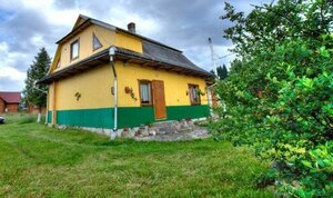 У Мирослави (Ivano-Frankivska Region, Yaremchanska miska rada, selyshche miskoho typu Vorokhta), otel  Yaremcha'dan