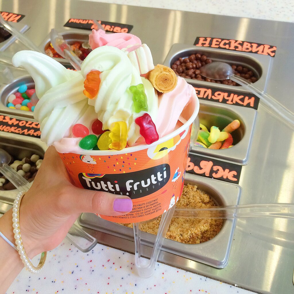 Kafe Tutti Frutti frozen yogurt, Yekaterinburg, foto