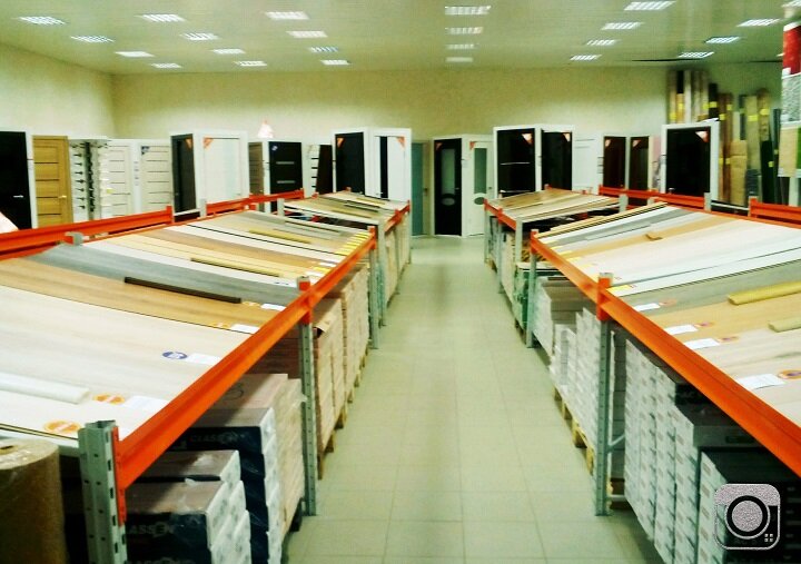 Yapı mağazası Agora, Novy Urengoy, foto