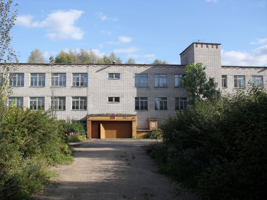 Ortaokul Osnovnaya obshcheobrazovatelnaya shkola s. Fateyevo Mkou, Kirovskaya oblastı, foto