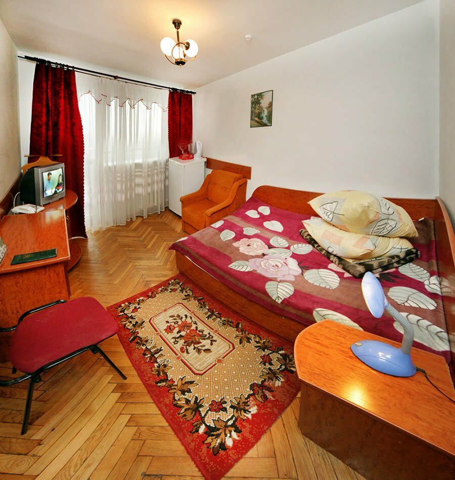 Tatil altyapısı Sanatory Dnepr-Beskid Korpus 2, Truskavets, foto