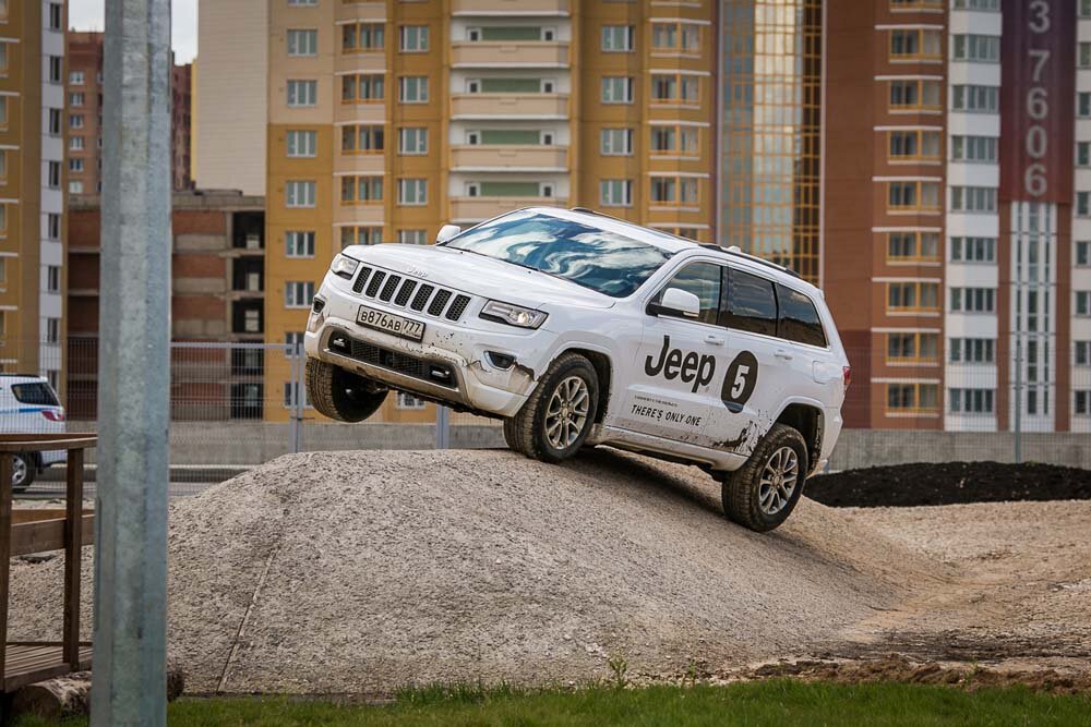 Otomobil satış galerileri Jeep territory, Krasnogorsk, foto